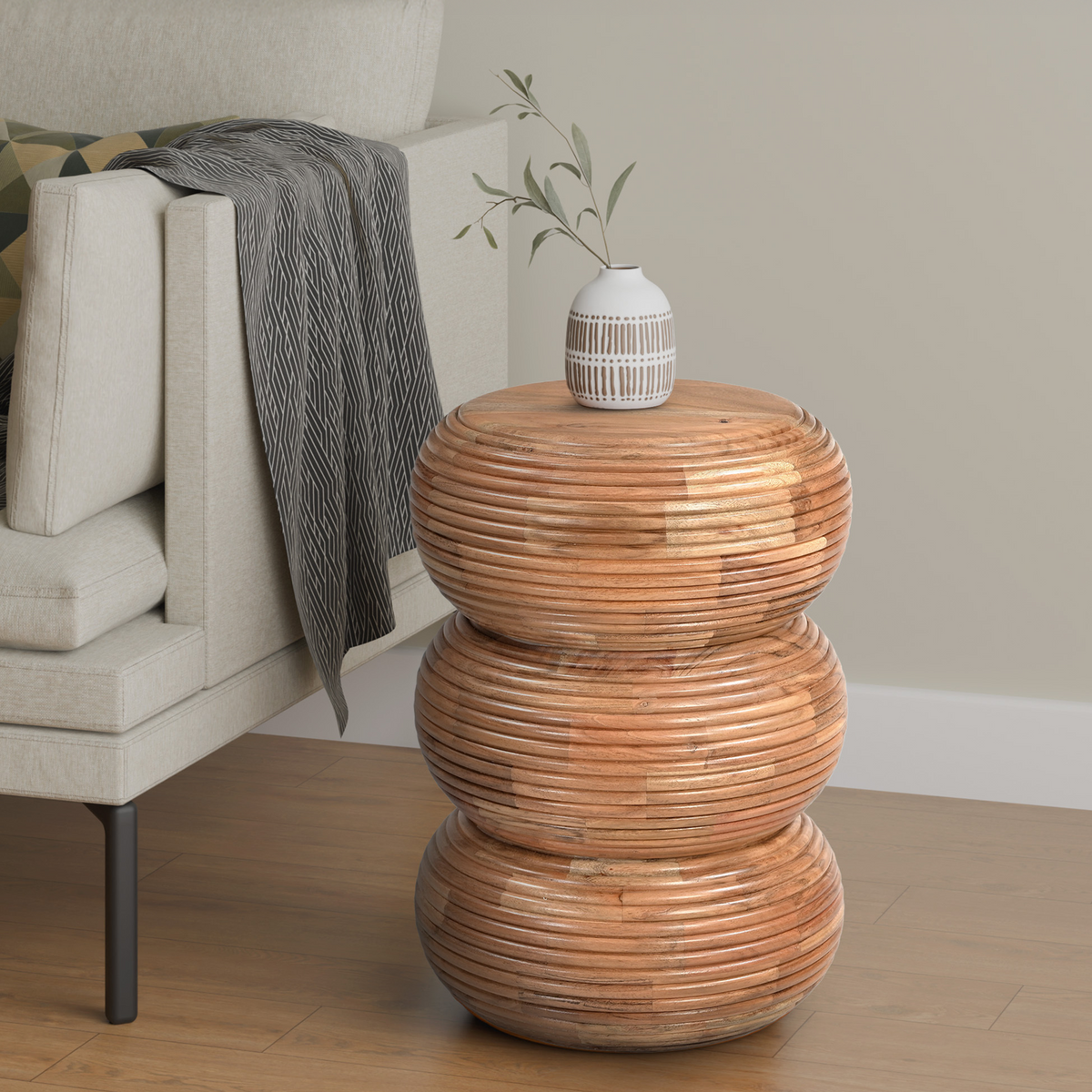 Kyra Totem-Shaped Wooden Side Table – FABLEROOM