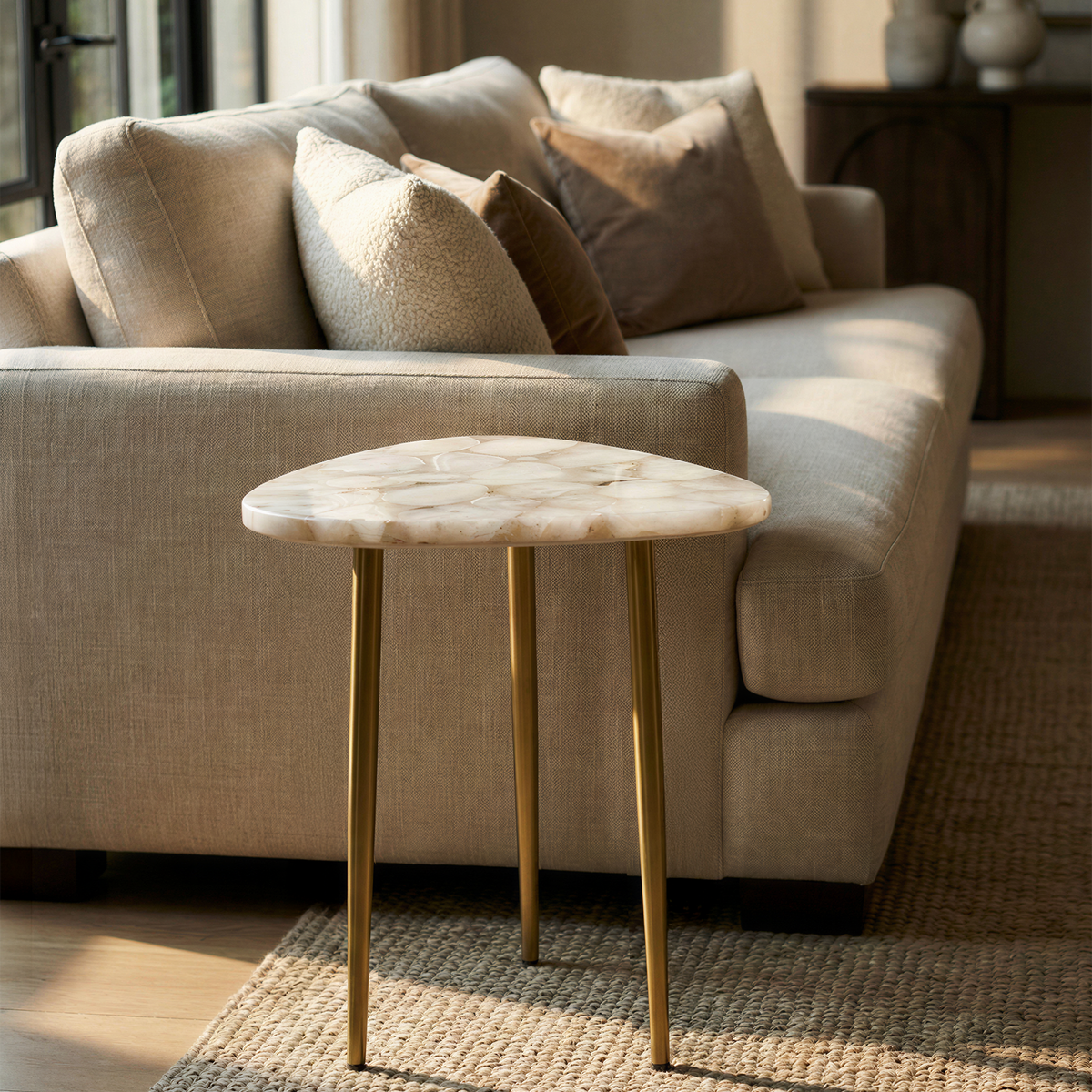Karin White Agate Side Table – FABLEROOM