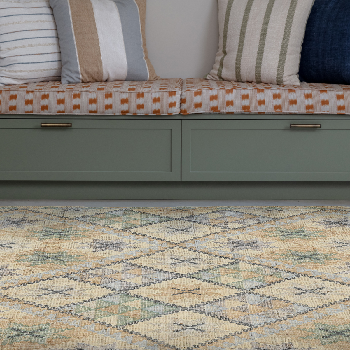 Maris Hand-woven Jute Rug – FABLEROOM