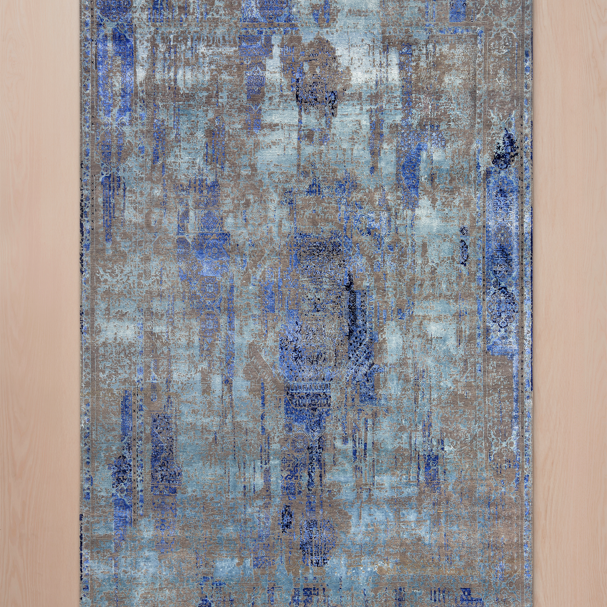 Sadie Hand-knotted Bamboo Silk & Wool Rug – FABLEROOM